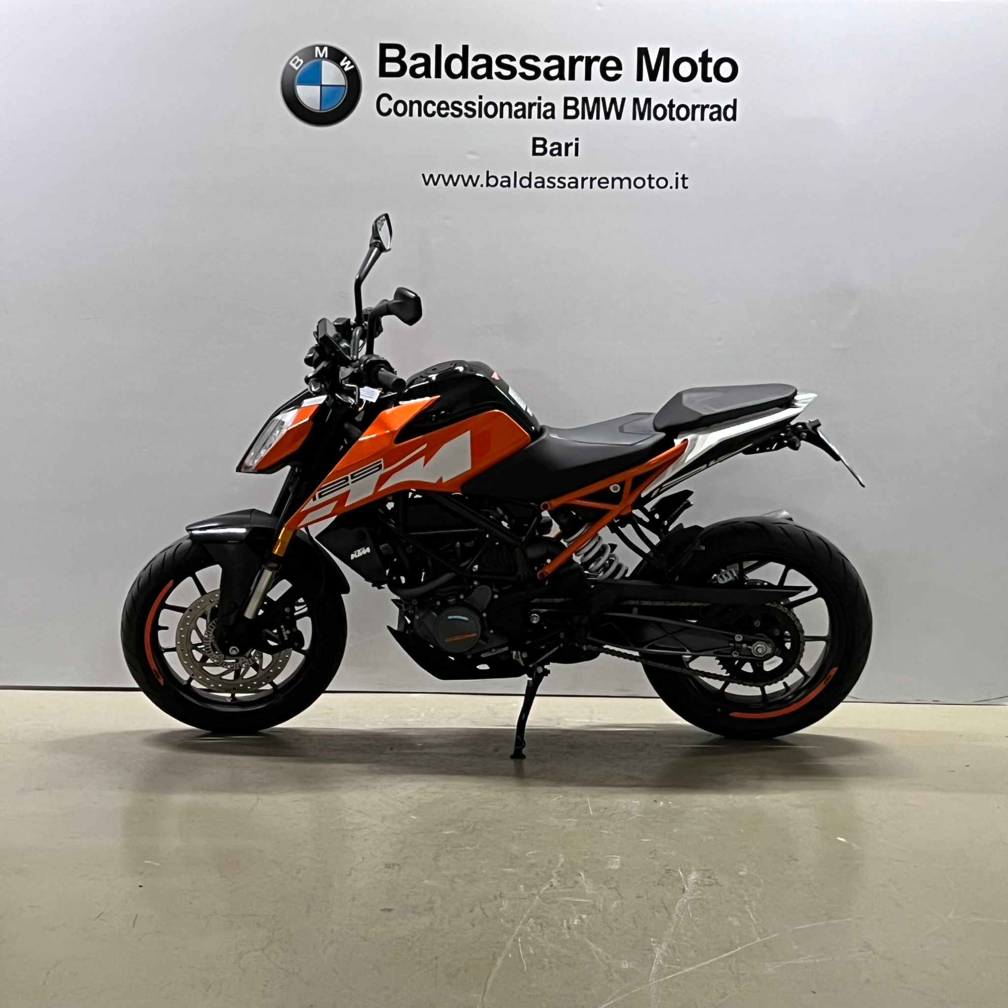 KTM DUKE 125